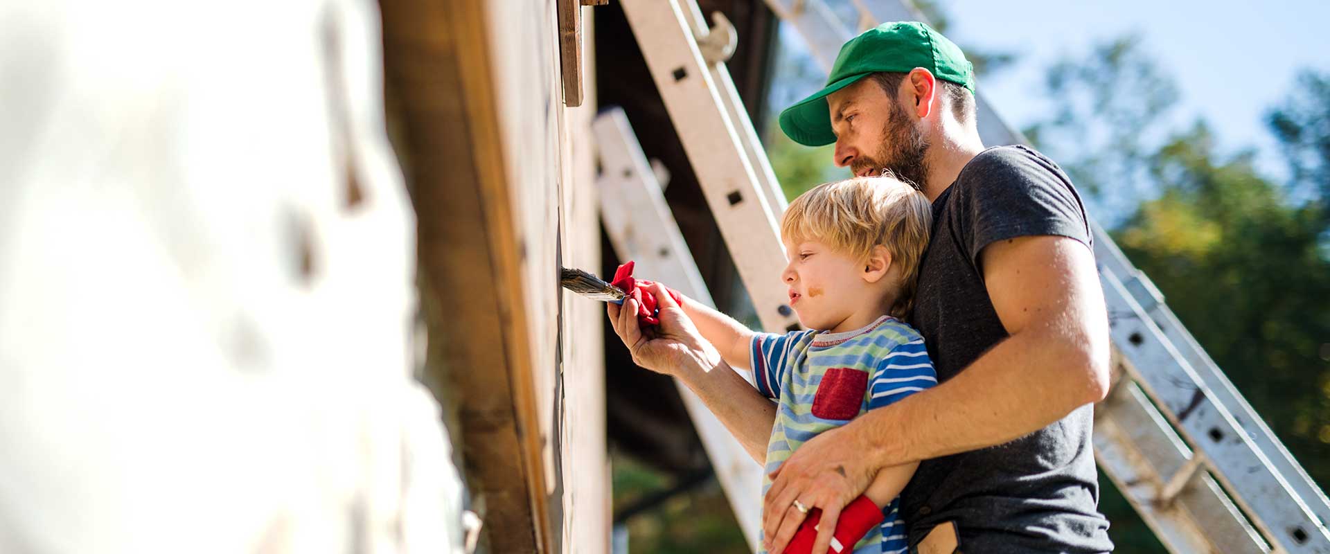 Five exterior decorating tips from Emperor Paint | Avant Life | Avant Homes